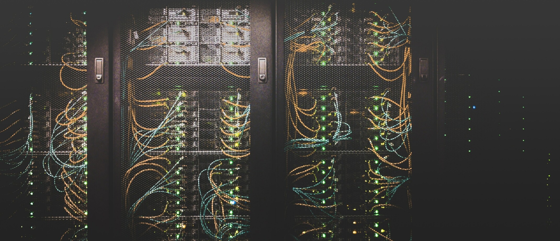 Windows Server 2022 Standard vs. Datacenter