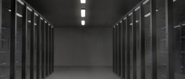 Windows Server 2025: Essentials vs Standard vs Datacenter