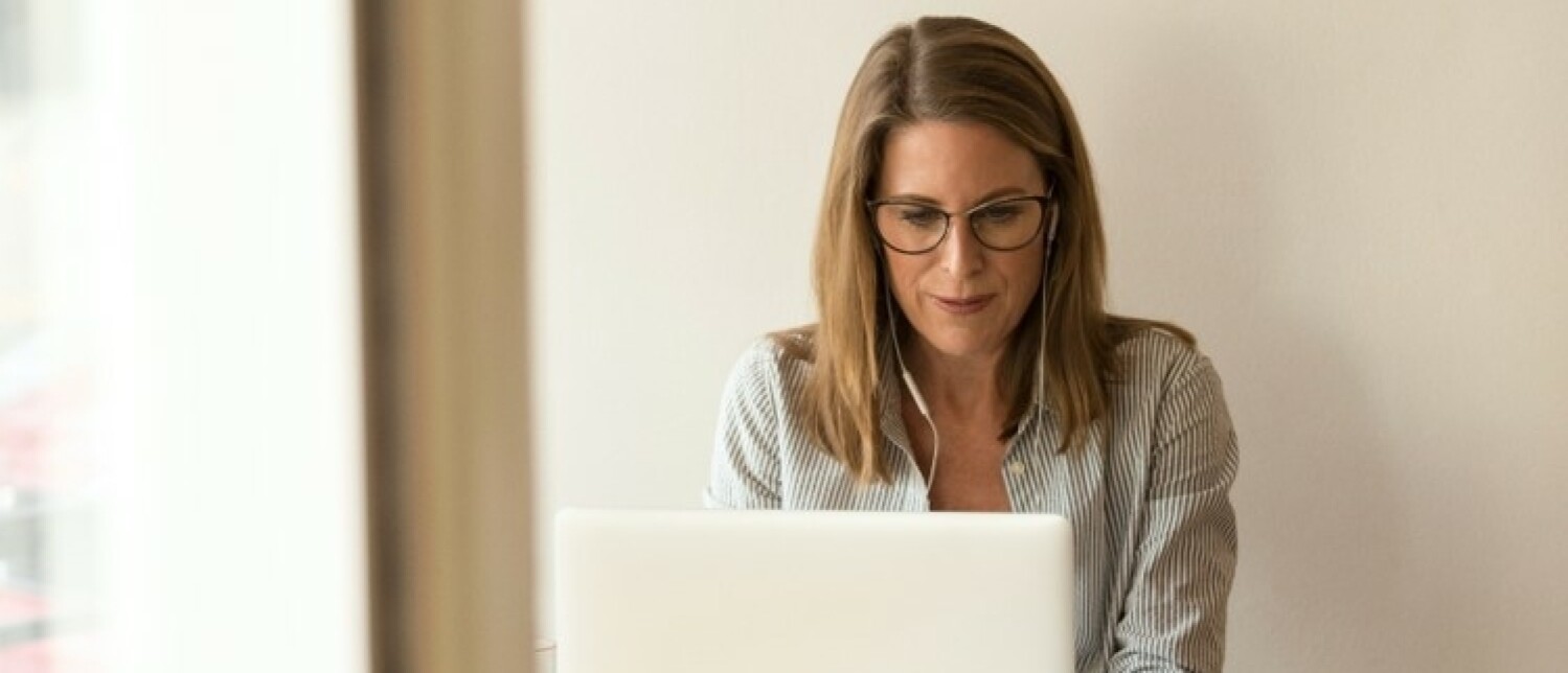 Windows Server 2022 Essentials vs Standard