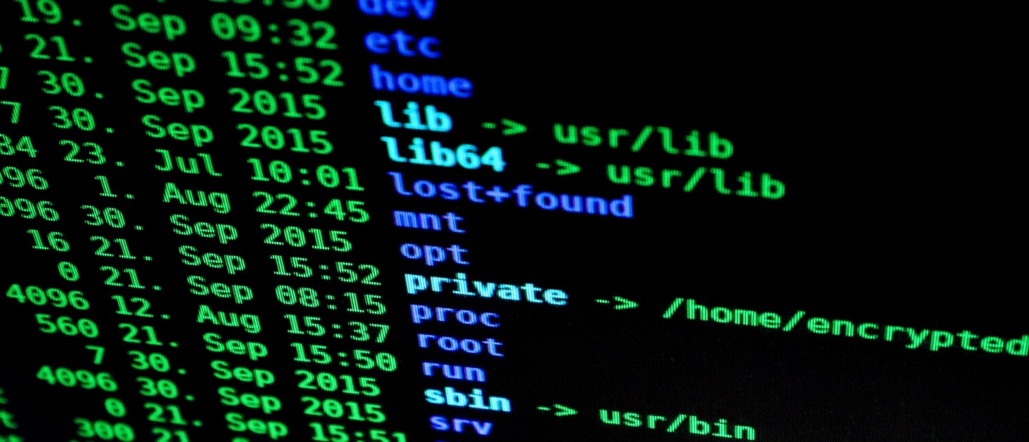 Windows Server 2022 Essentials vs Standard