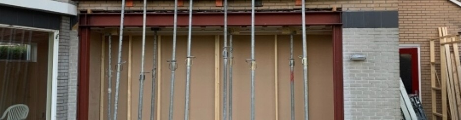 Stalen latei plaatsen boven kozijn | ConstructieShop.nl