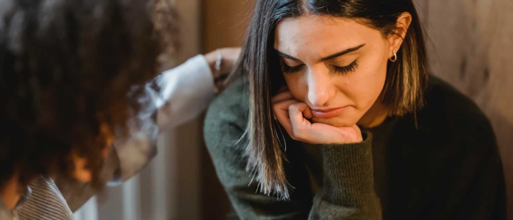 How to Recognize Stress at Work: Spot the Early Signs in Colleagues and ...