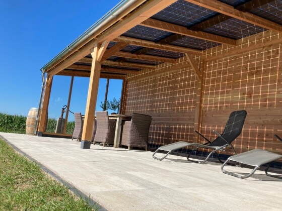 Veranda met Zonnepanelen | Schrijver Sierbestrating