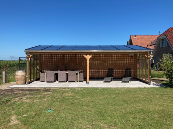 Veranda met Zonnepanelen | Schrijver Sierbestrating