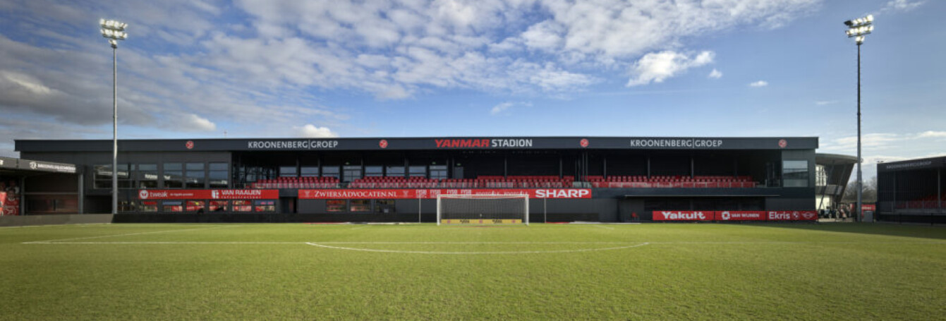 Yanmar stadion - Almere - Almere City FC - Voetbalstadion.NET