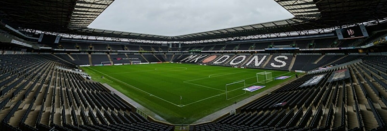 MK Dons Stadion - MK Dons - Voetbalstadion.NET