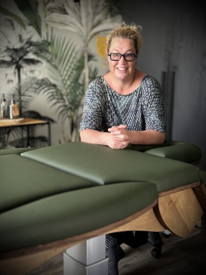 Sandra van der Voort: Ervaren Massage Therapeut in Den Haag | De Haagse Massagekamer