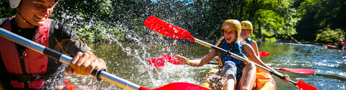 Outdoor schoolkampen & actieve gezinsvakanties