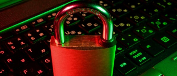 Wat is een DDoS-aanval en hoe voorkom je dit?