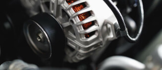 De dynamo van een auto: wanneer moet deze vervangen worden? | Dynamic Tuning
