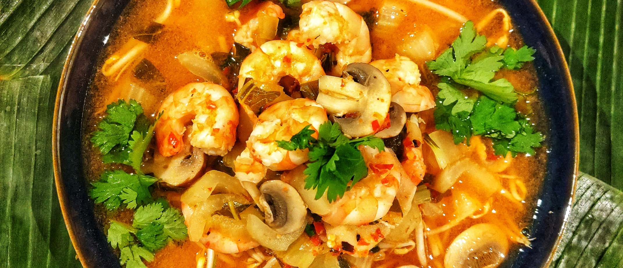 Tom Yum Goong of Tom Yam Kung recept (Thaise zuurpittige garnalensoep)
