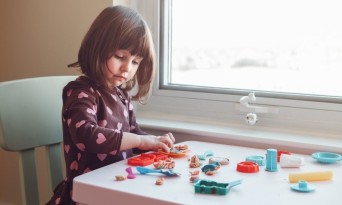 De motorische ontwikkeling van kleuters; tips voor (gym)docenten