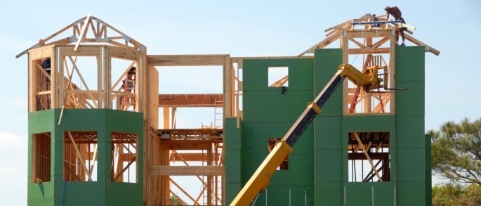 Hoe kan ik een stalen balk in een muur plaatsen en wat zijn de kosten?