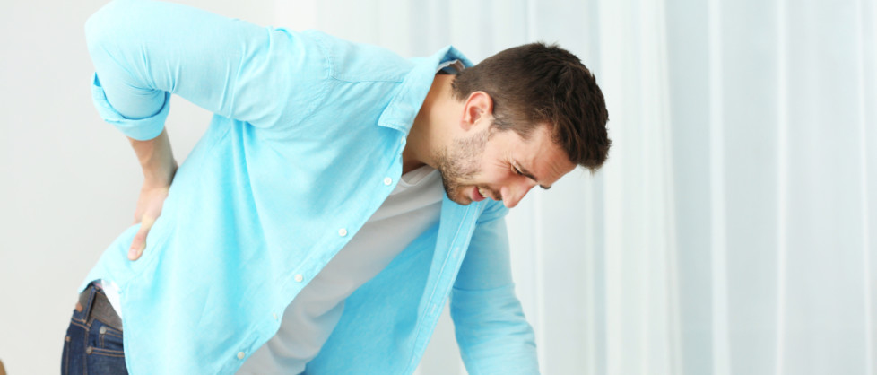 Alles over zenuwpijn in de rug- oorzaak en behandeling