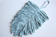 DIY Macramé Feather. Super Easy and Fantastic as Decoration
