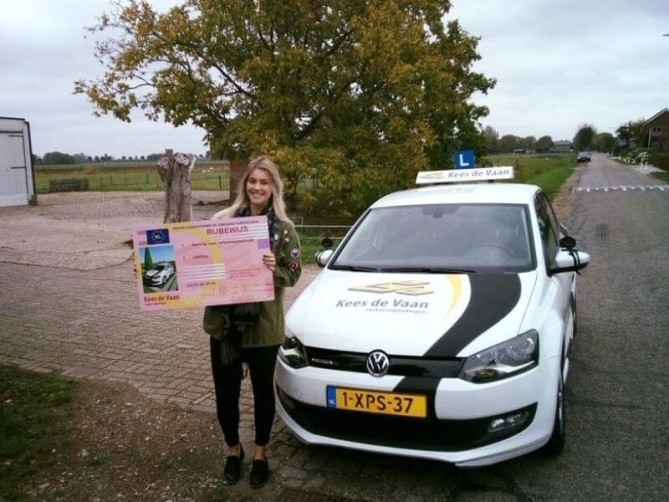 Autorijbewijs halen? Kees de Vaan opleidingen | Boek een adviesles!