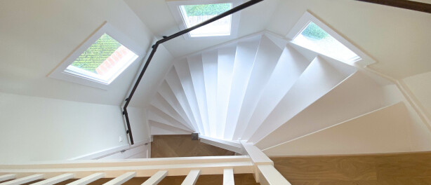 Wat is de aantrede van een trap? En wat is de optrede?