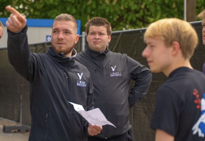 Word gediplomeerd beveiliger via MBO Uniformberoepen!