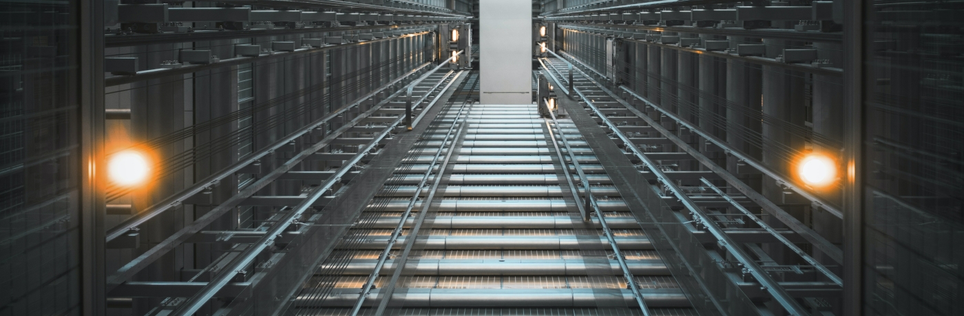 Windows Server 2022 Essentials vs Standard