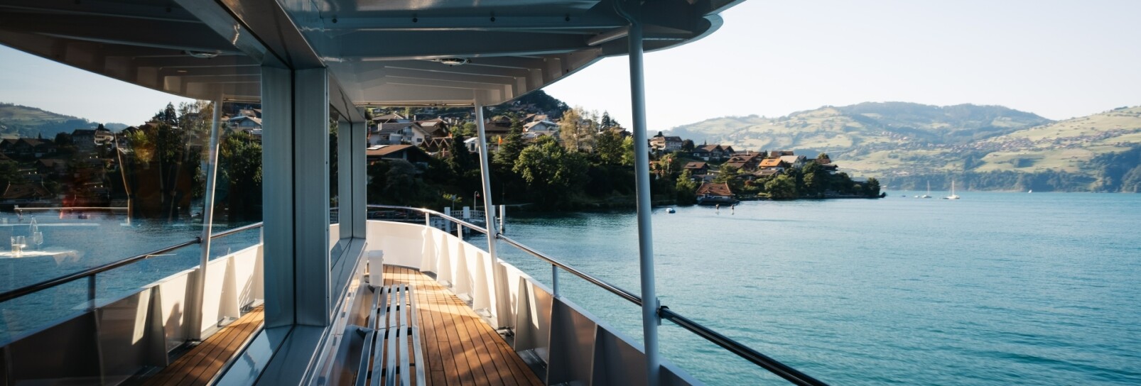 Teaker - Teakdek schoonmaakservice op locatie!