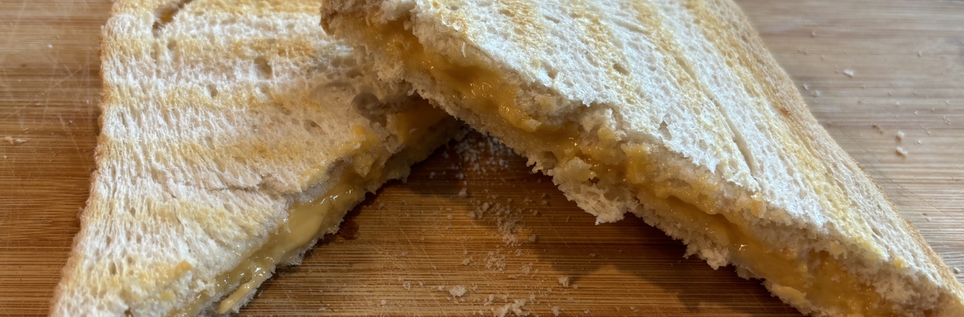Tosti met Cheddar: Eenvoudig Genieten van Luxe Smaakervaringen!