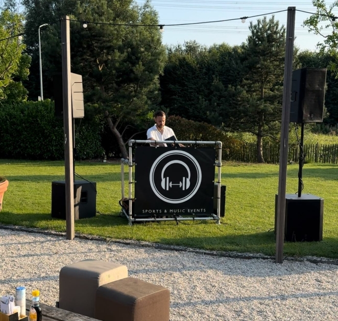 VrijMiBo - Live DJ op het terras van Venneper Lodge