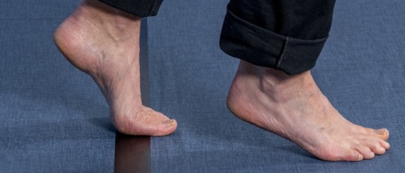 Waarom verergert de zenuwpijn bij Mortons neuroom?