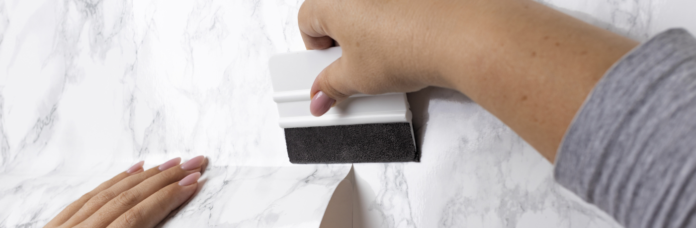 De voordelen en toepassingen van tegels wrappen - Simones Wrapping Services